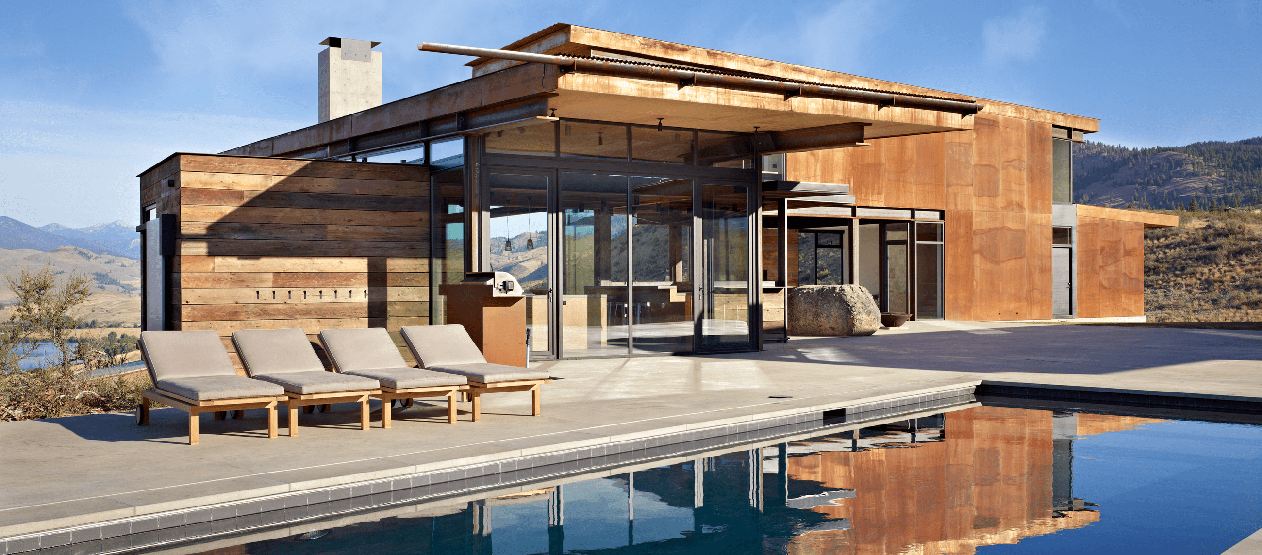 Studhorse | Dowbuilt